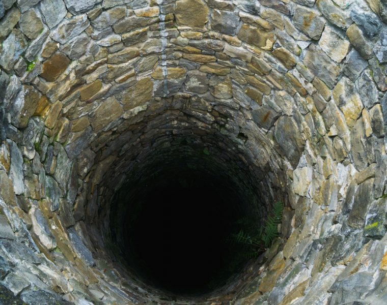 How Would We React on Facebook If Baby Jessica Fell Down a Well TODAY ...